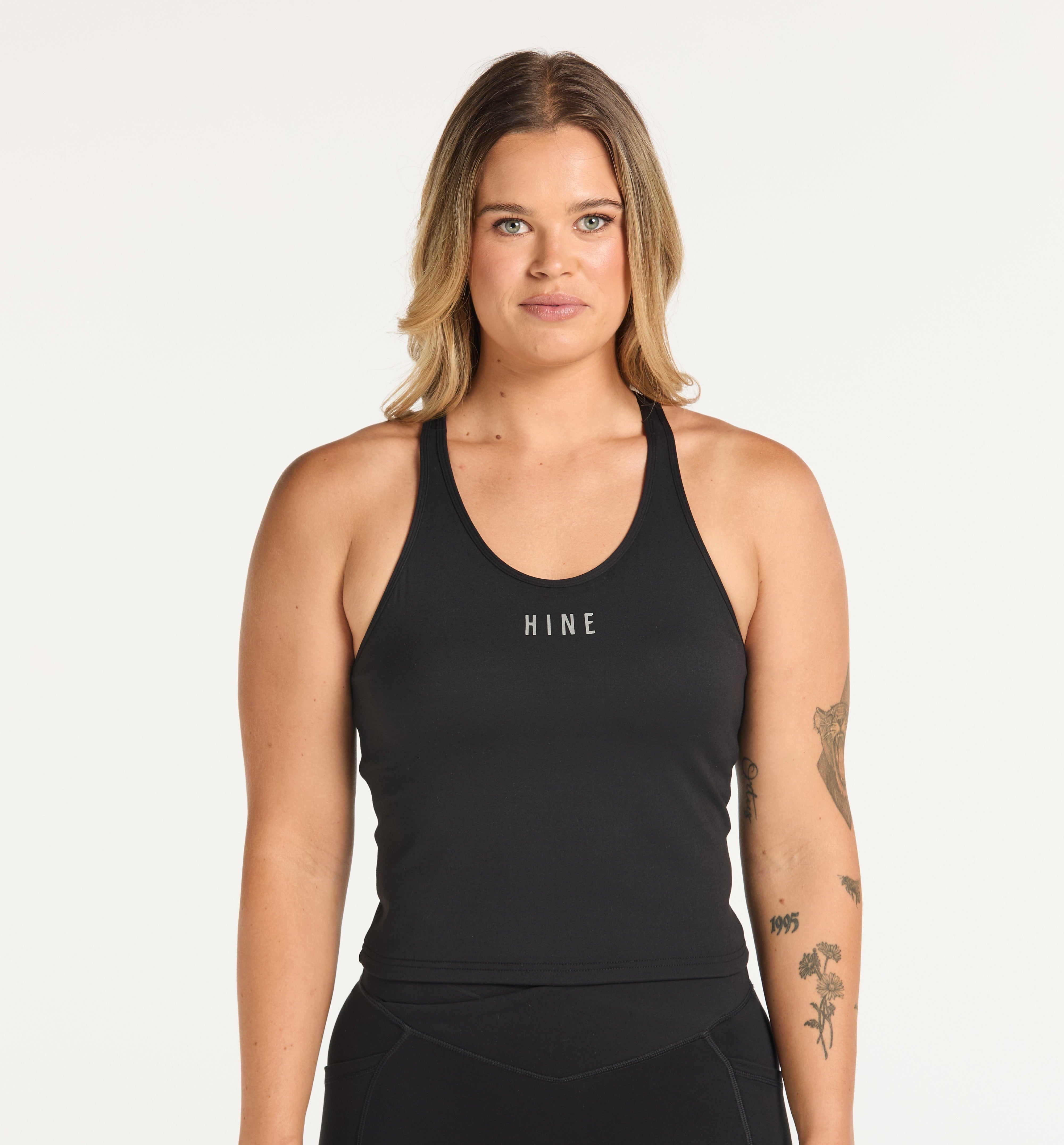 RACERBACK CROP SINGLET W/ IN-BUILT BRA ONYX – HINE COLLECTION