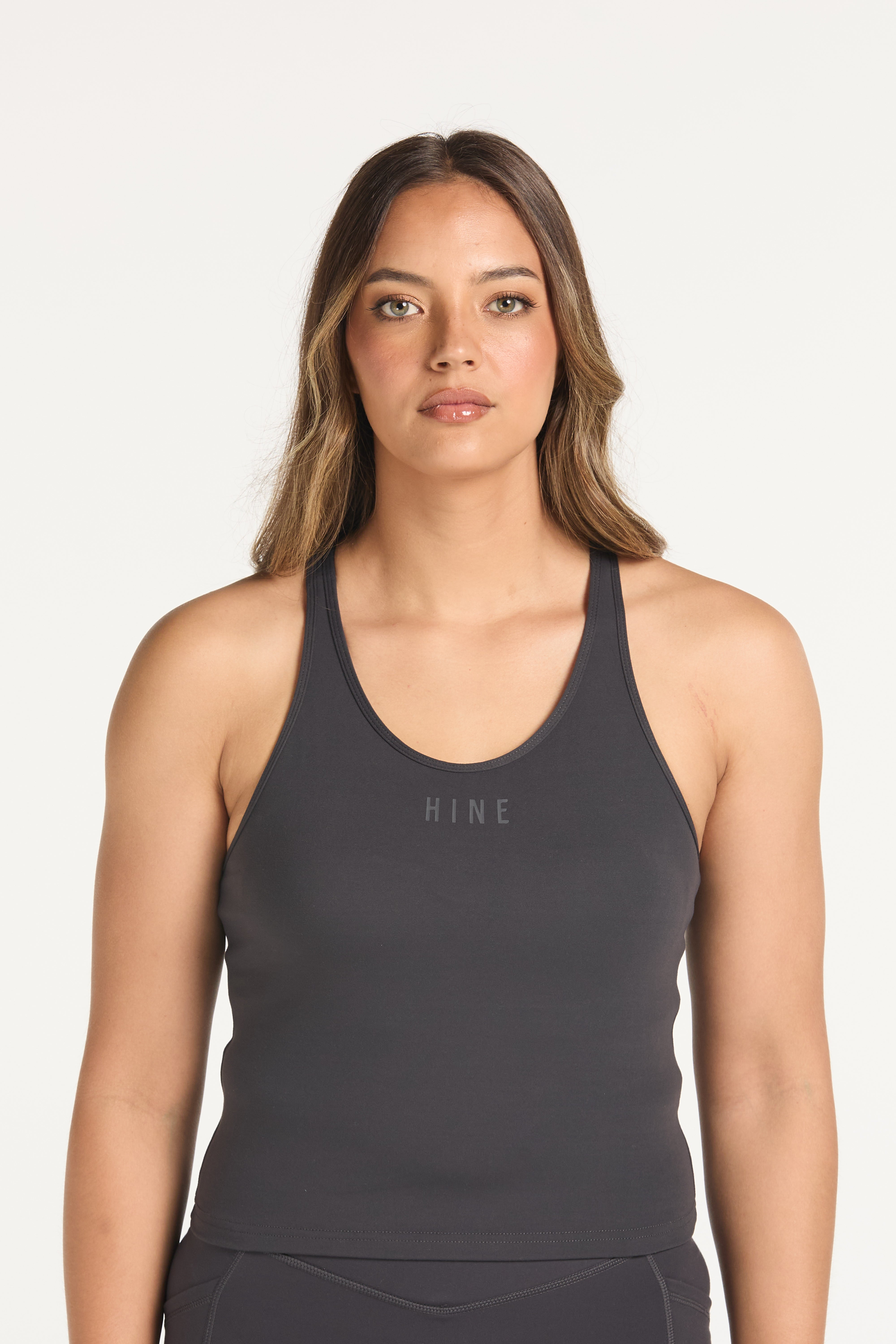 RACERBACK CROP SINGLET W/ IN-BUILT BRA CHARCOAL – HINE COLLECTION