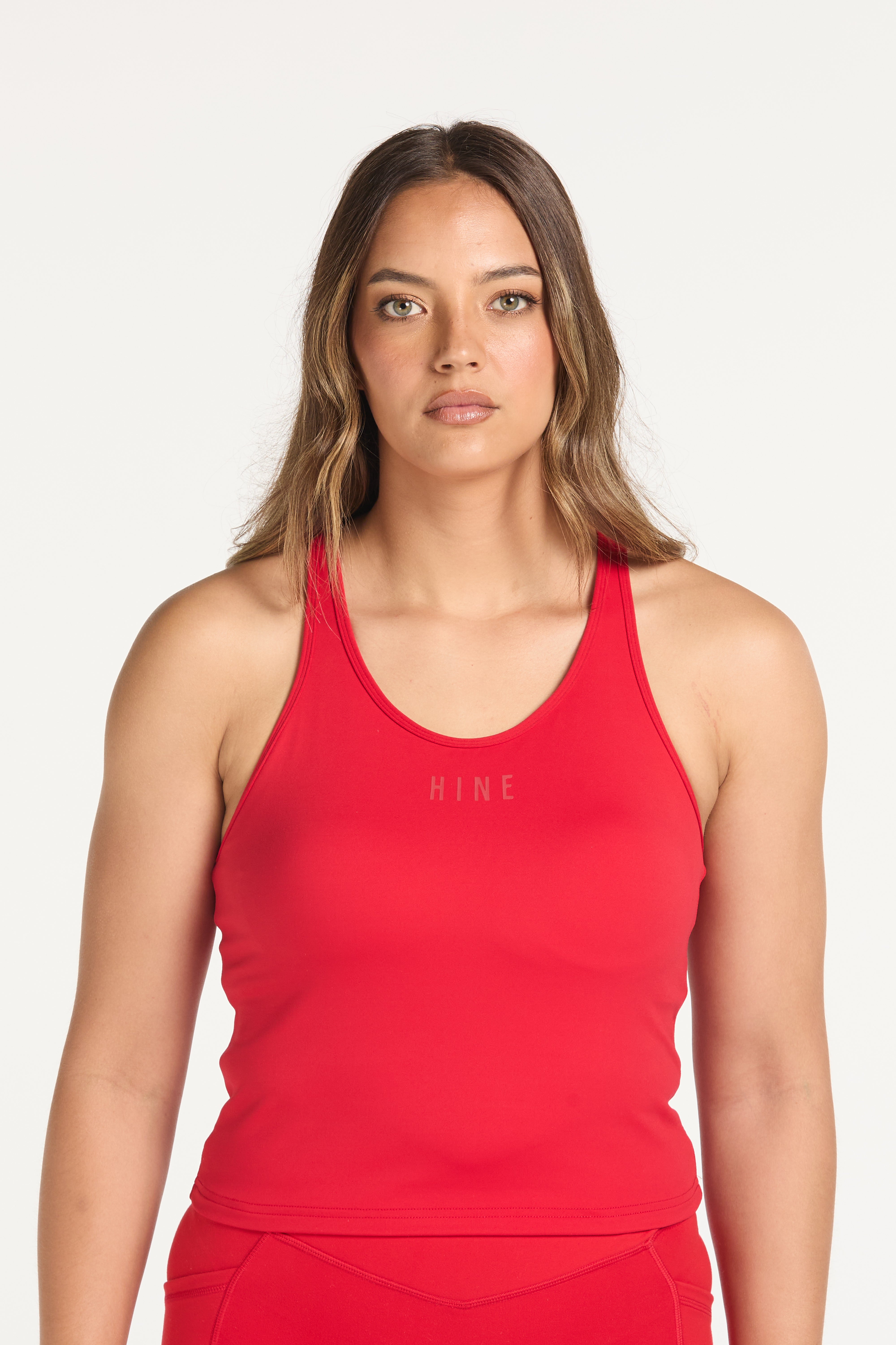 RACERBACK CROP SINGLET W/ IN-BUILT BRA RED – HINE COLLECTION